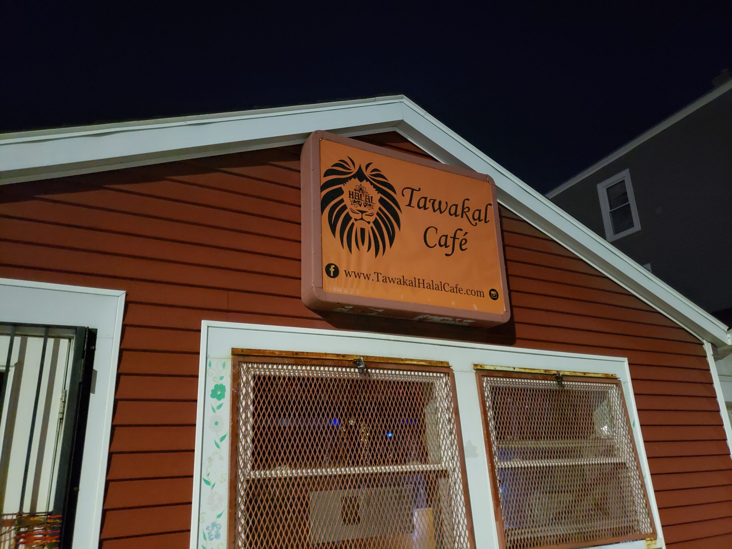 Tawakal Halal Cafe – Melanin Foodie